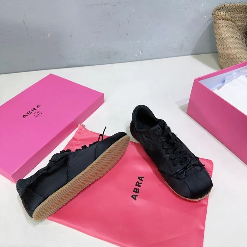 High fidelity Abra Shoes