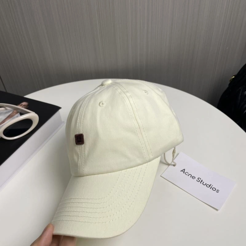 Top mirror Acne Caps