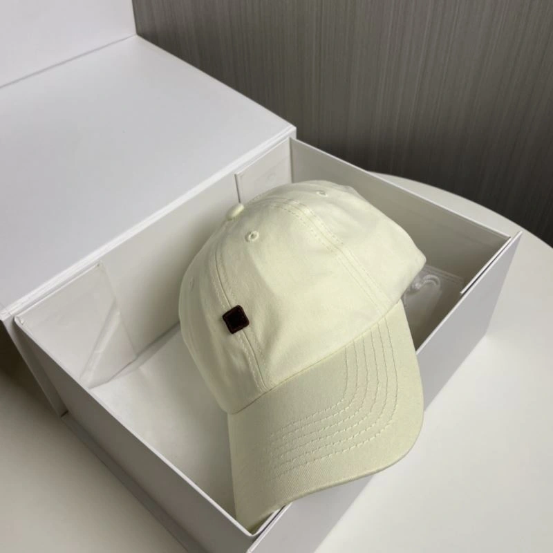 Top mirror Acne Caps