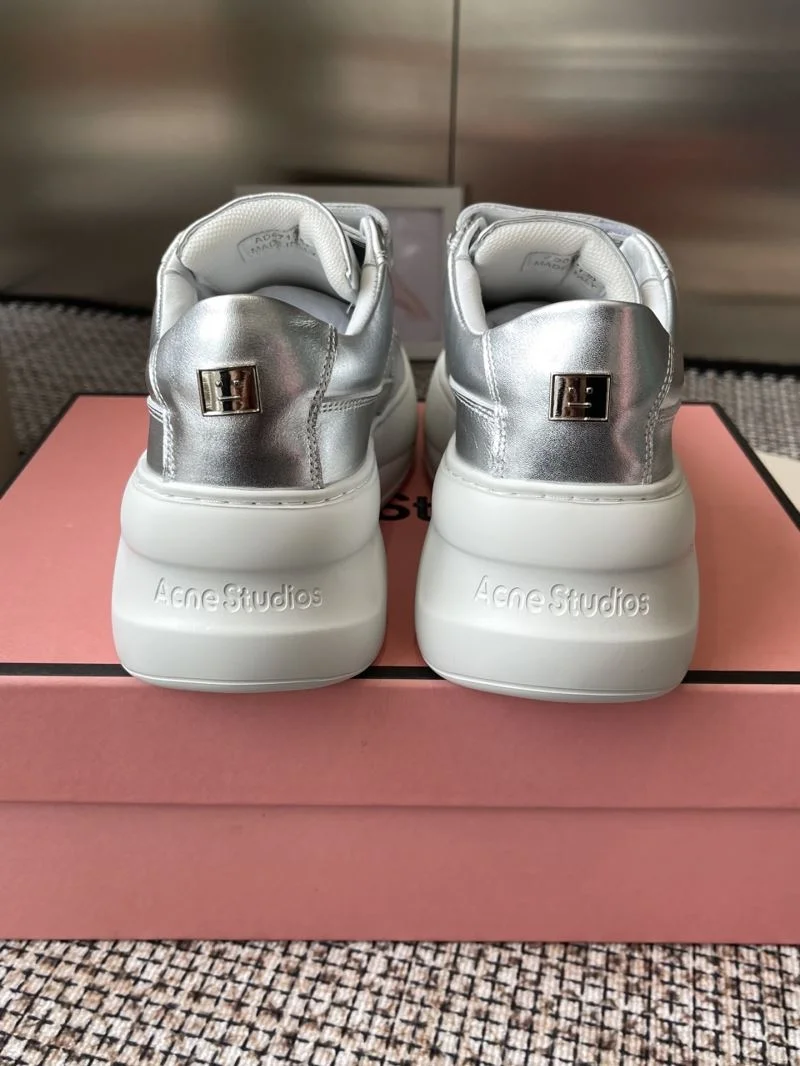 Accurate model Acne Studio Shoes