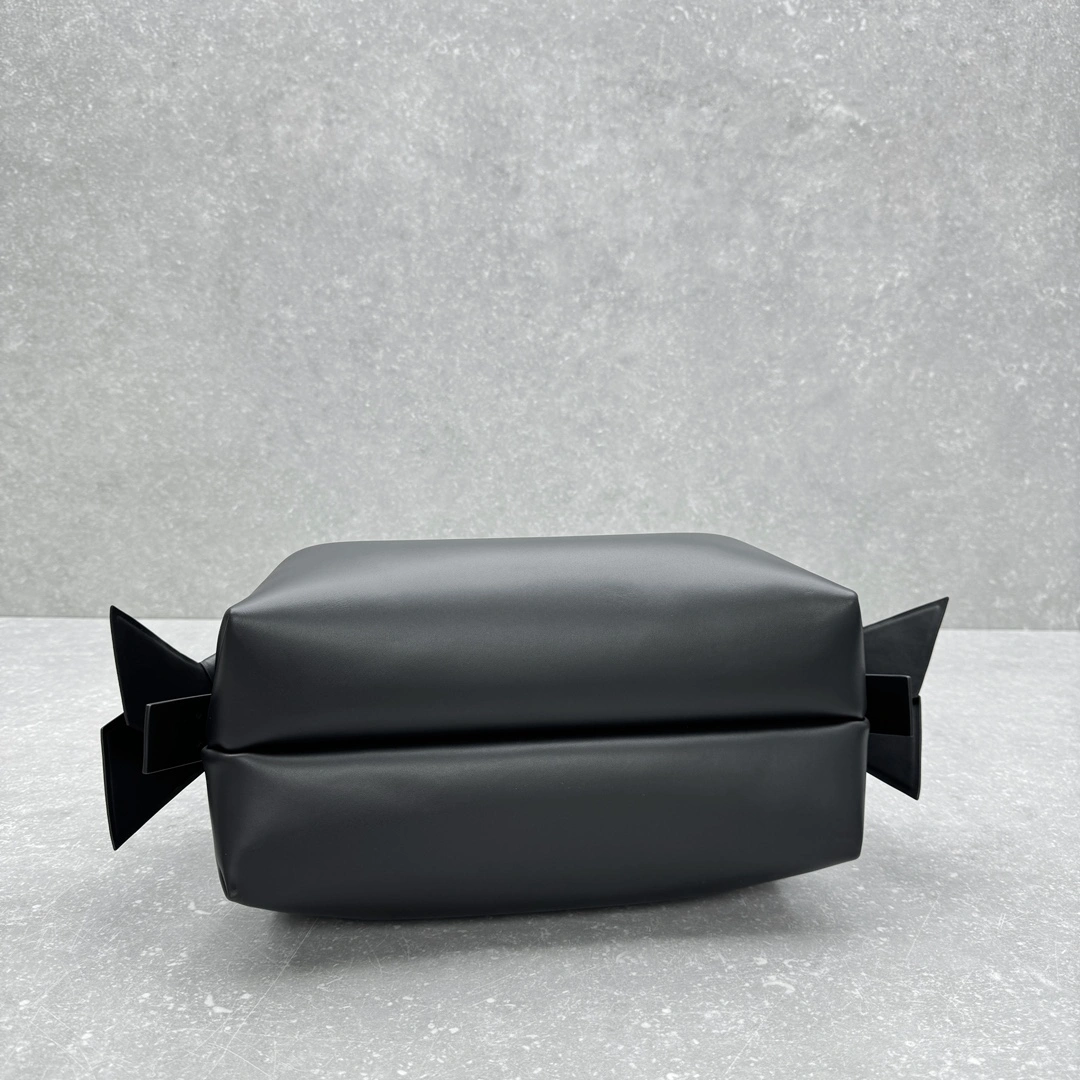 Affordable Acne Studio Top Handle Bags