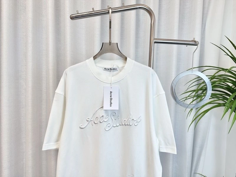 Economical Acne T-Shirts