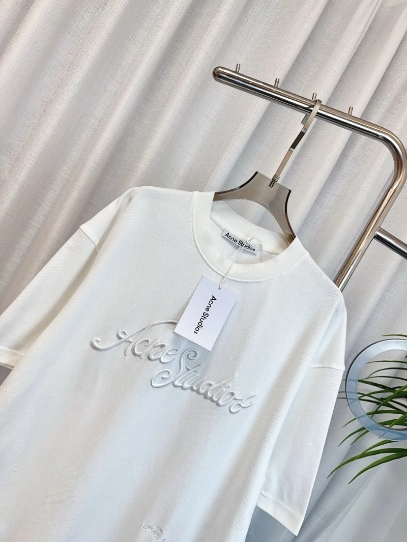 Economical Acne T-Shirts