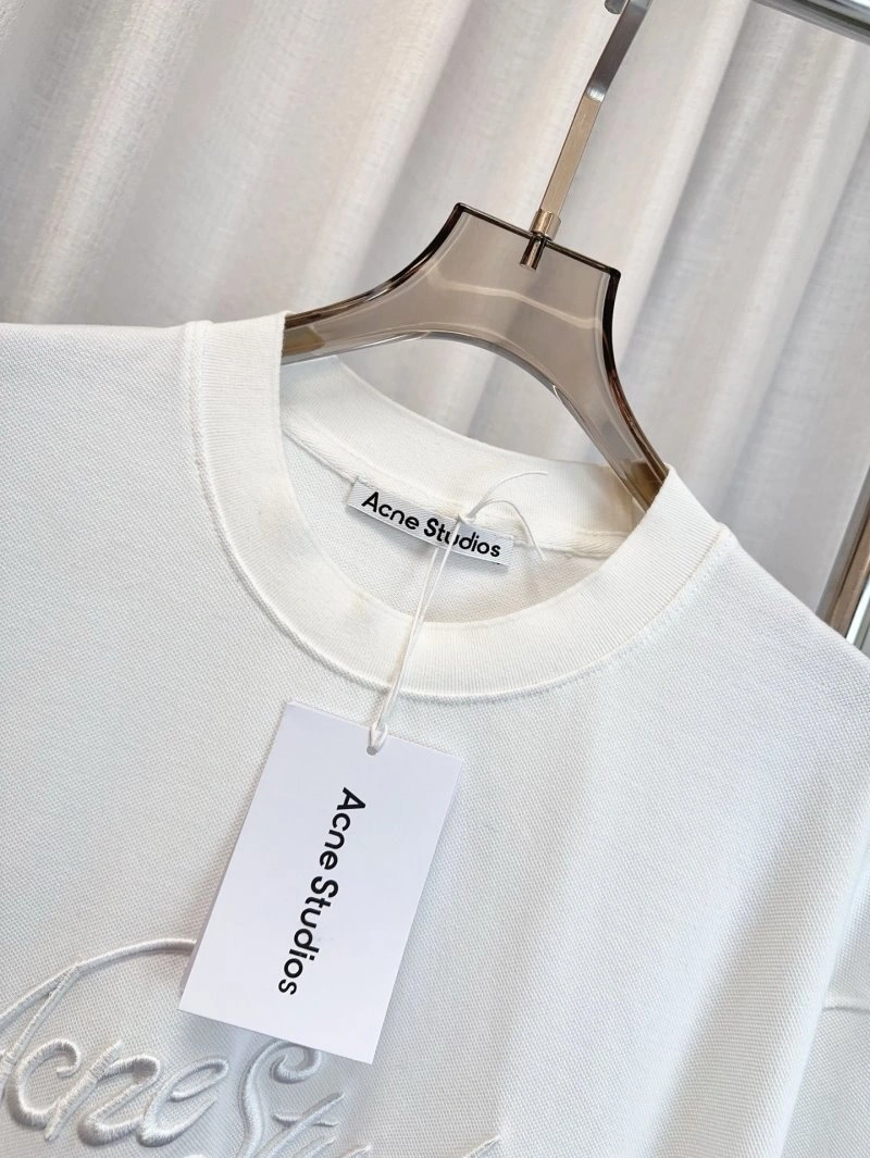 Economical Acne T-Shirts