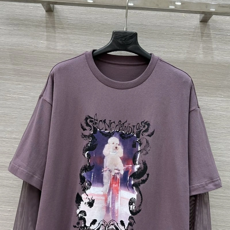 Real Acne T-Shirts