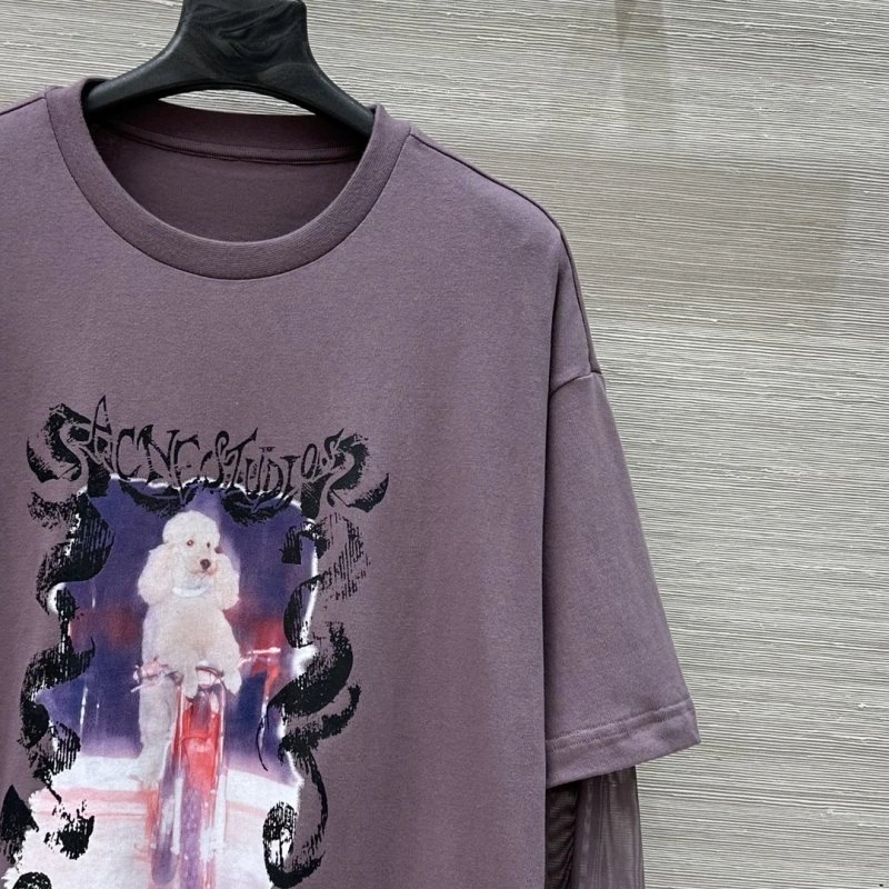 Real Acne T-Shirts