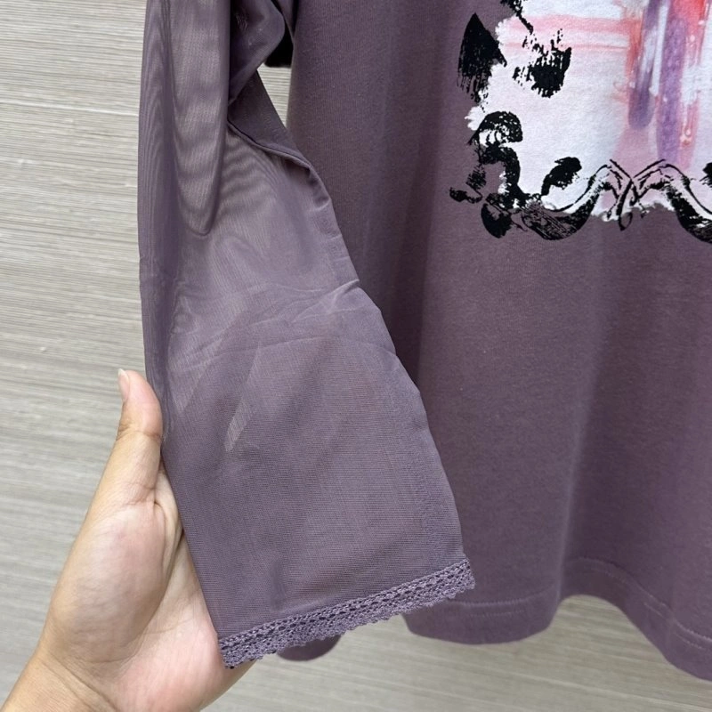 Real Acne T-Shirts