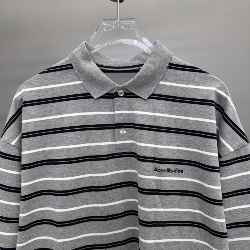 Bargain Acne T-Shirts