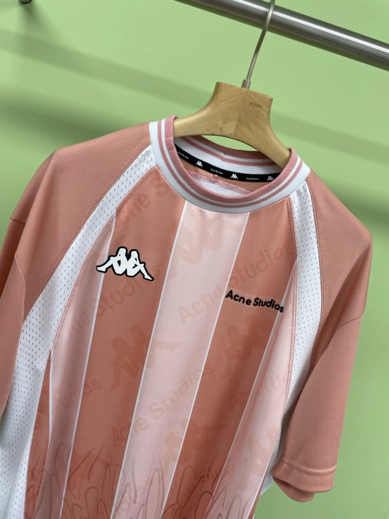 Inexpensive Acne T-Shirts