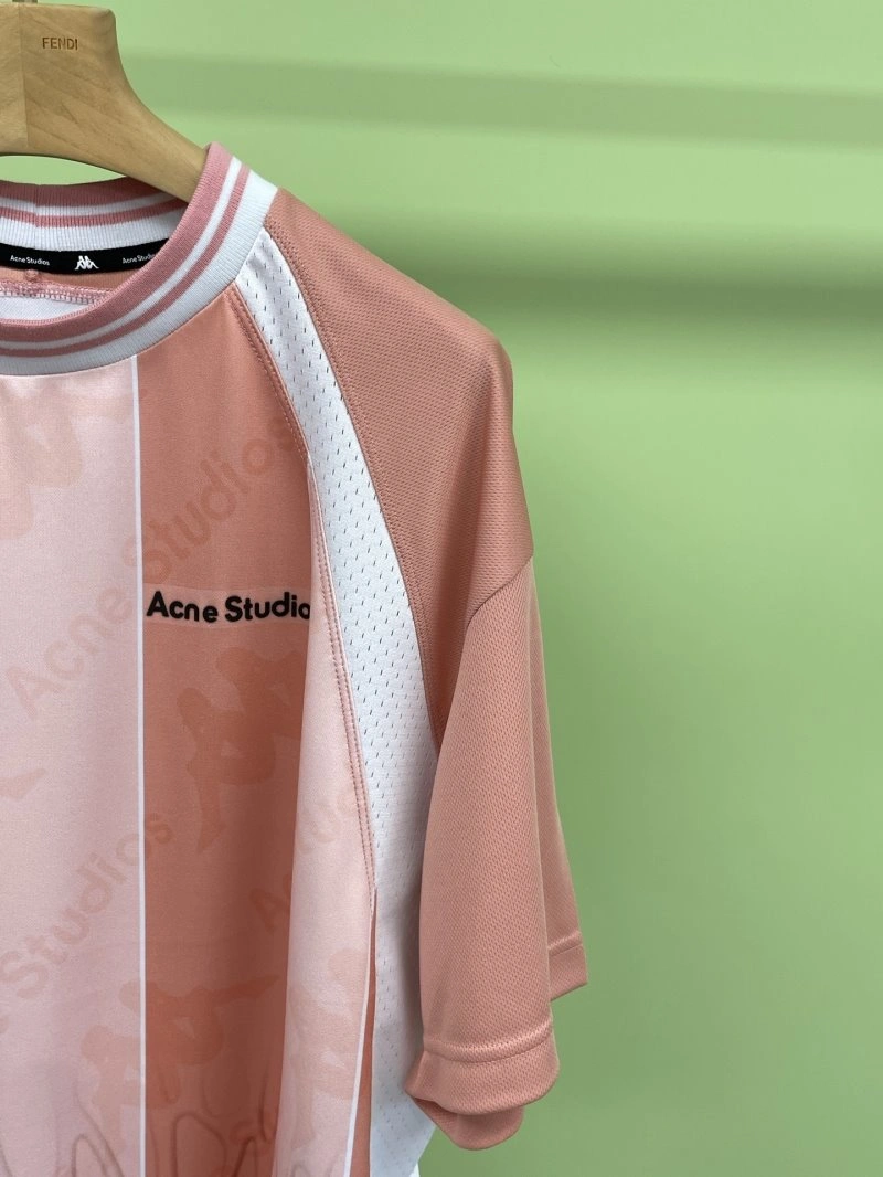Inexpensive Acne T-Shirts