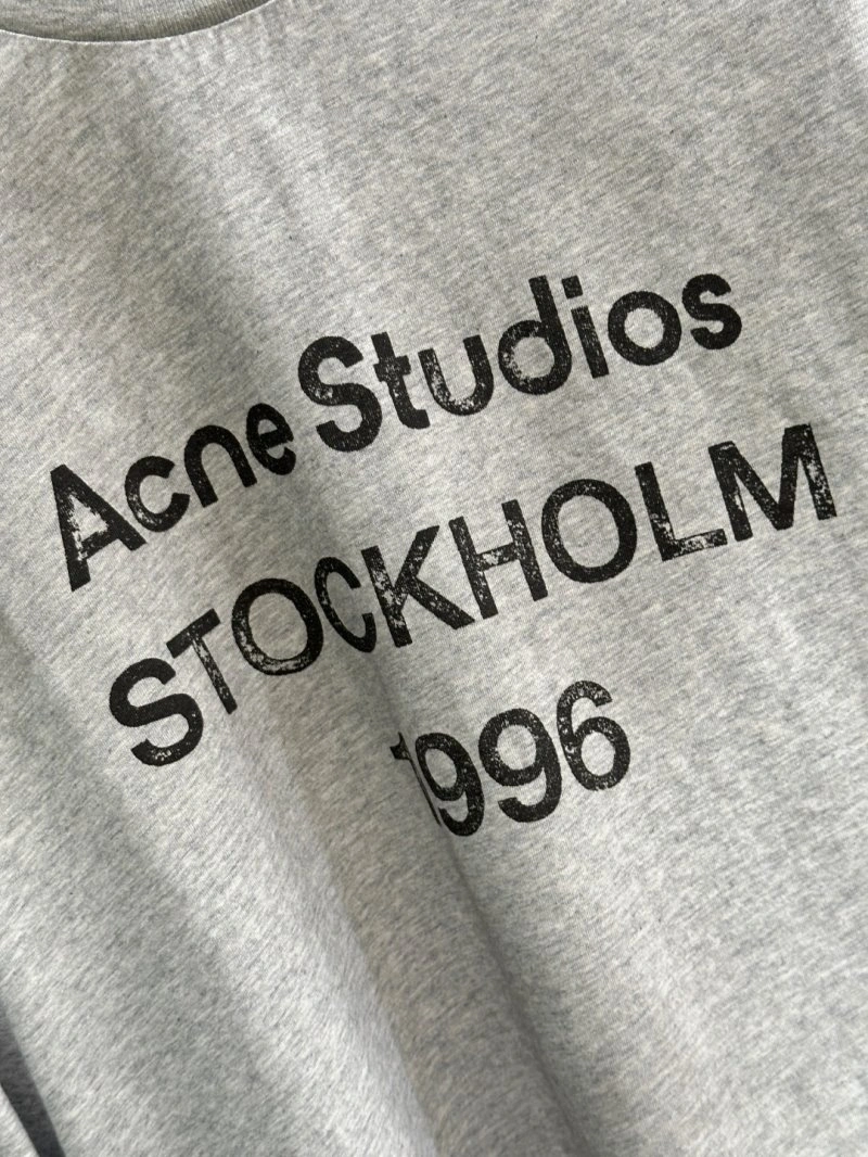 Inexpensive Acne T-Shirts
