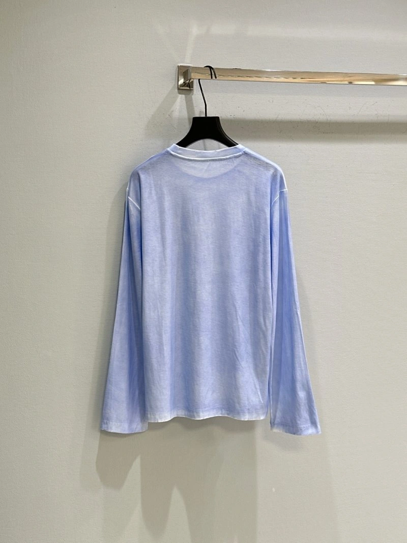 Indistinguishable Acne T-Shirts