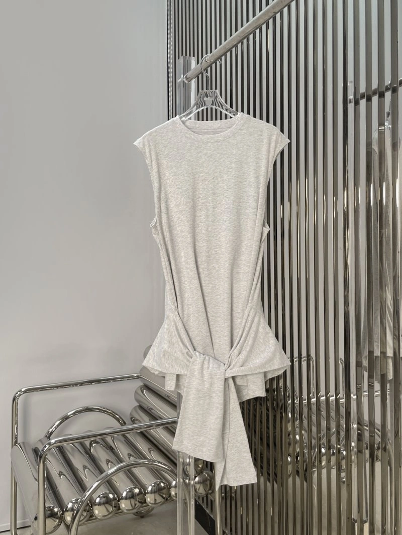 Discounted Acne Vest