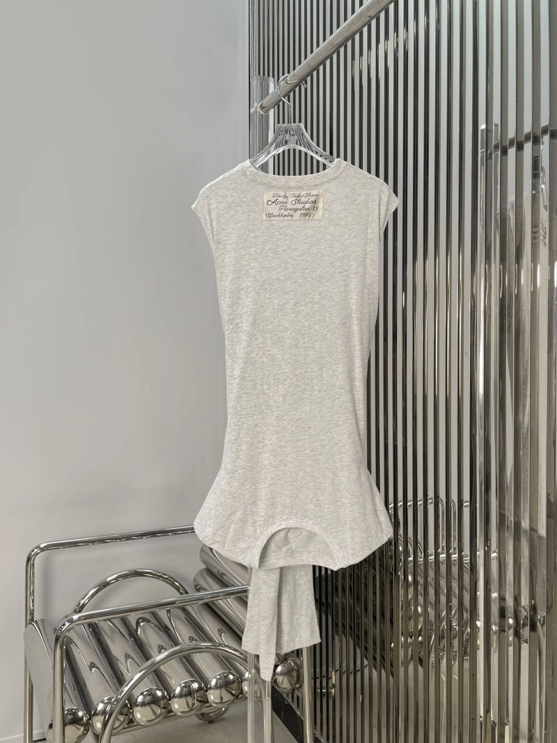 Discounted Acne Vest