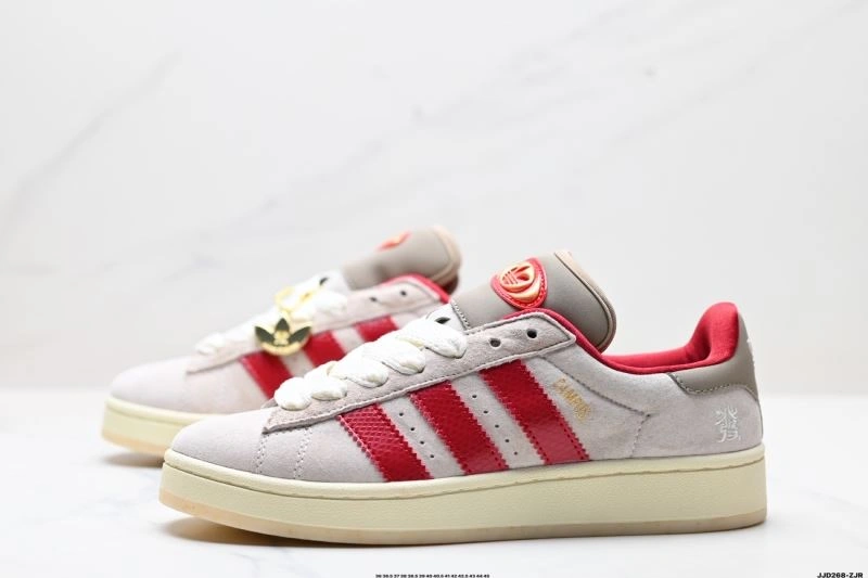 Accurate model Adidas Campus Shoes