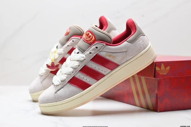Accurate model Adidas Campus Shoes