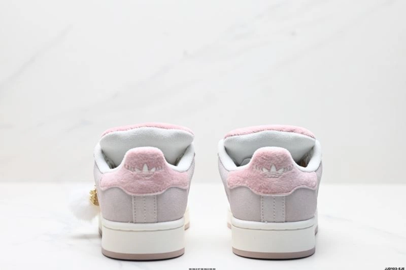 Top mirror Adidas Campus Shoes