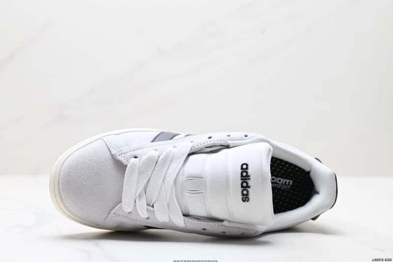 Top mirror Adidas Campus Shoes