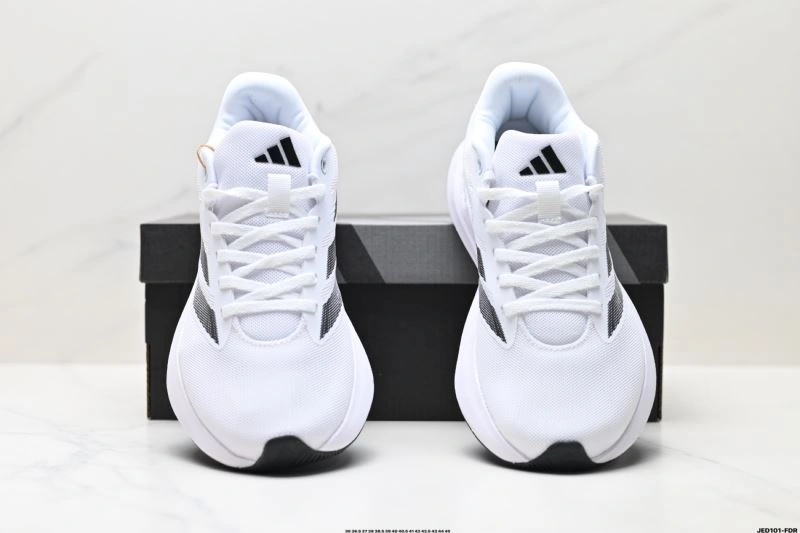 Top mirror Adidas Duramo Shoes