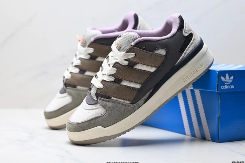 Brand-authenticated Adidas Forum Shoes