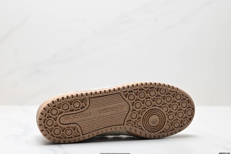 Brand-authenticated Adidas Forum Shoes