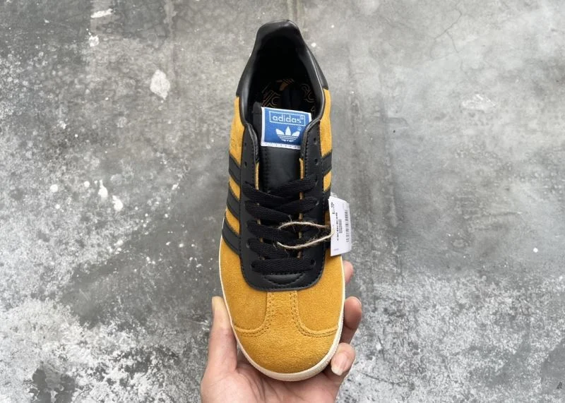 Reasonably priced Adidas Gazelle Shoes