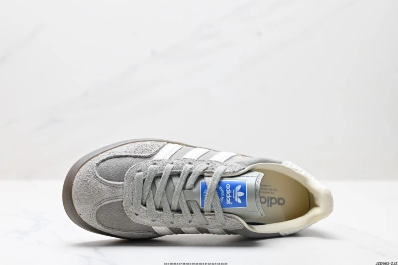 Accurate model Adidas Gazelle Shoes