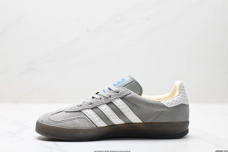 Accurate model Adidas Gazelle Shoes