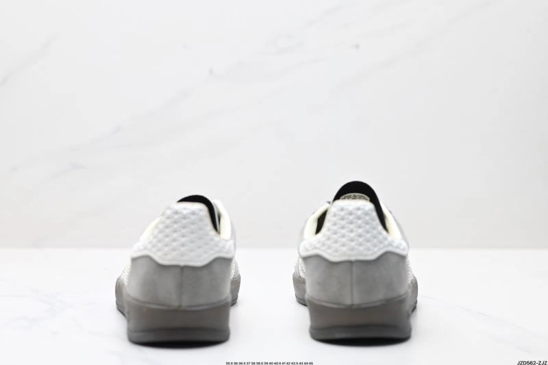 Accurate model Adidas Gazelle Shoes