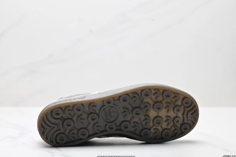 Accurate model Adidas Gazelle Shoes