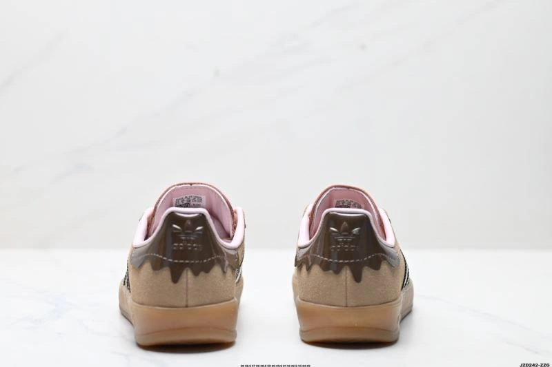 Perfect replica Adidas Gazelle Shoes