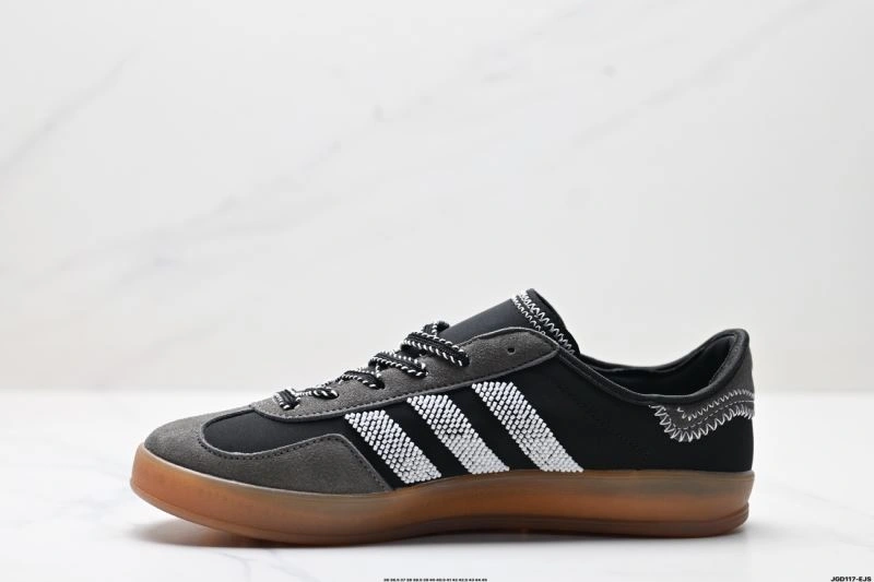 Precise copy Adidas Gazelle Shoes