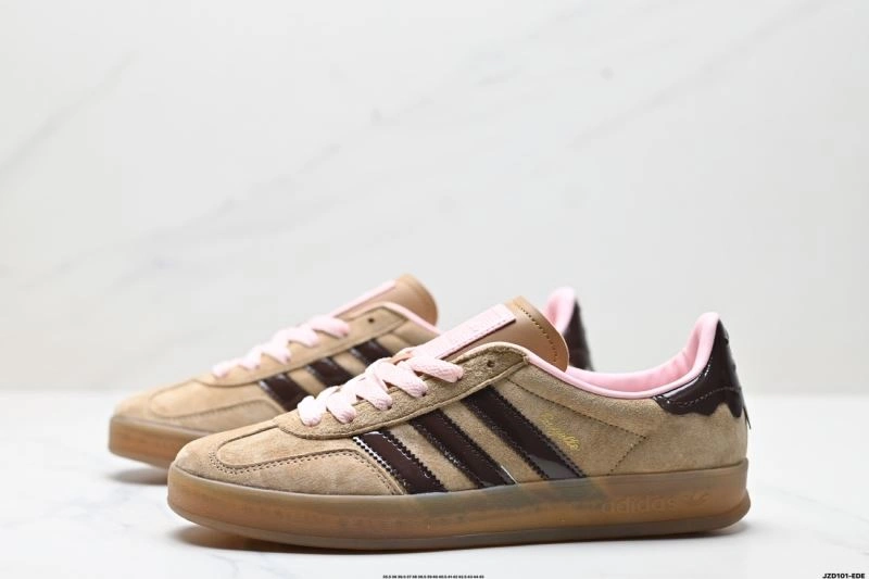 Perfect replica Adidas Gazelle Shoes
