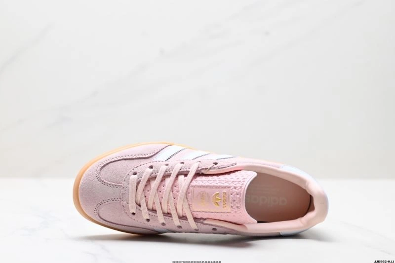 Accurate model Adidas Gazelle Shoes
