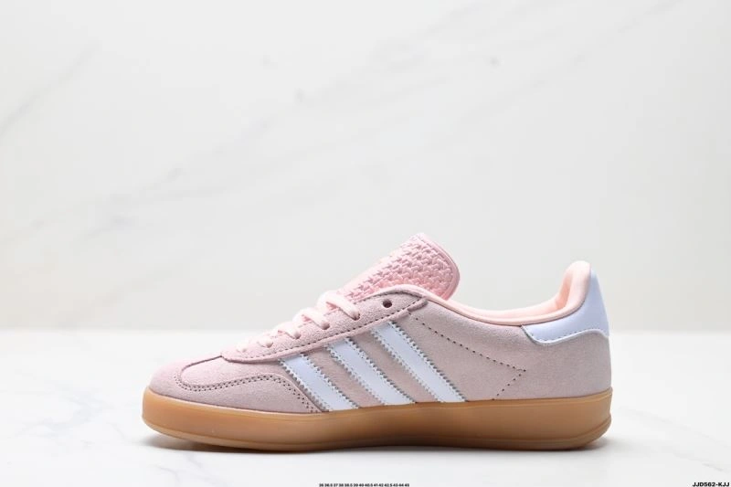 Accurate model Adidas Gazelle Shoes