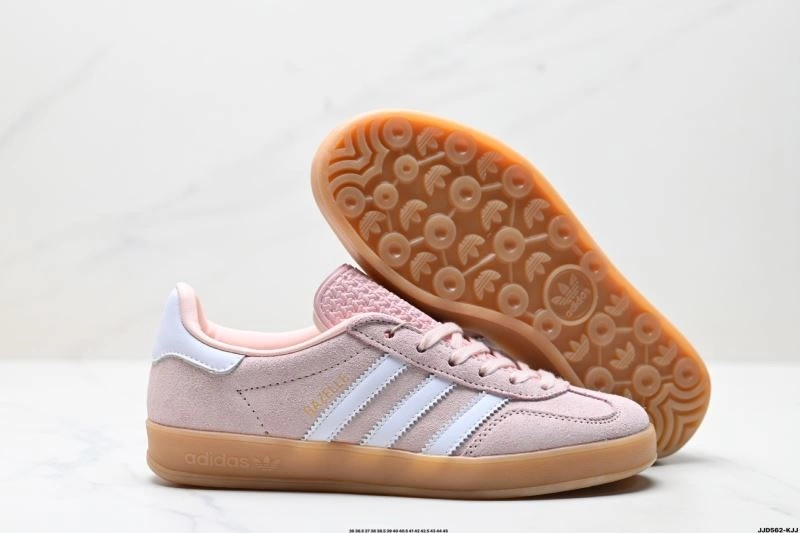 Accurate model Adidas Gazelle Shoes