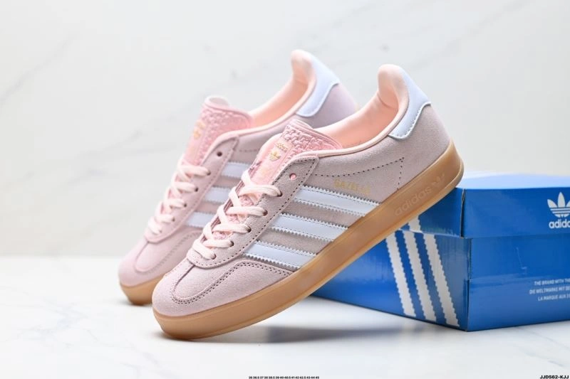 Accurate model Adidas Gazelle Shoes