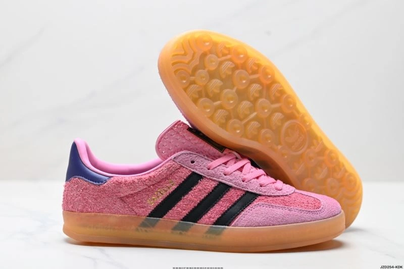 Accurate model Adidas Gazelle Shoes