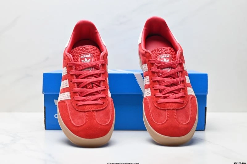 1:1 copy Adidas Gazelle Shoes
