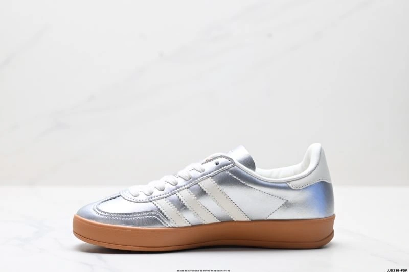 Accurate model Adidas Gazelle Shoes