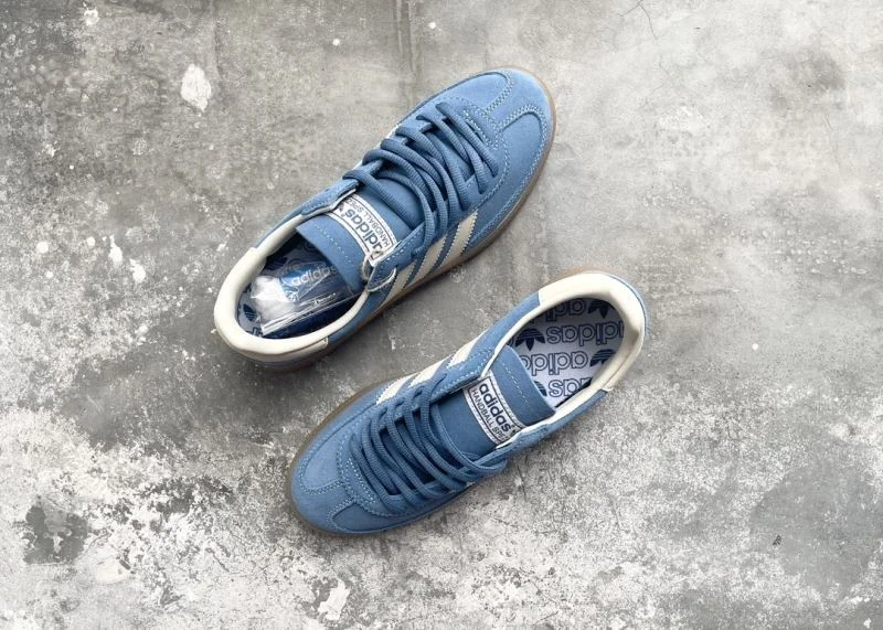 Precise copy Adidas Handball Shoes