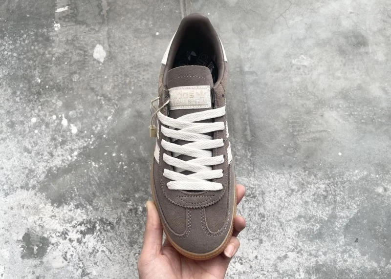 High fidelity Adidas Handball Shoes