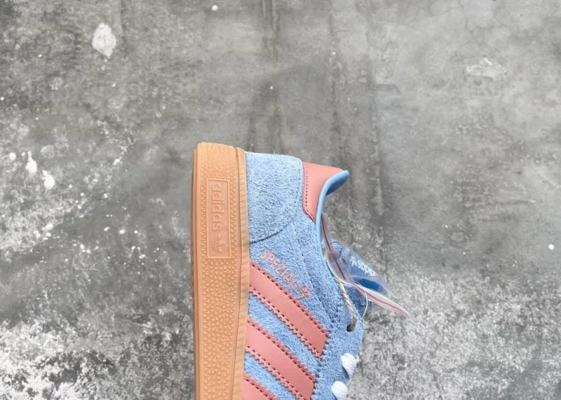 1:1 copy Adidas Handball Shoes