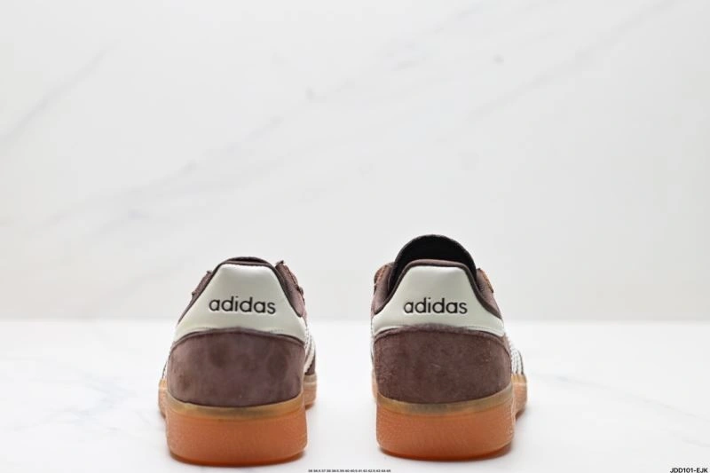 Accurate model Adidas Handball Shoes