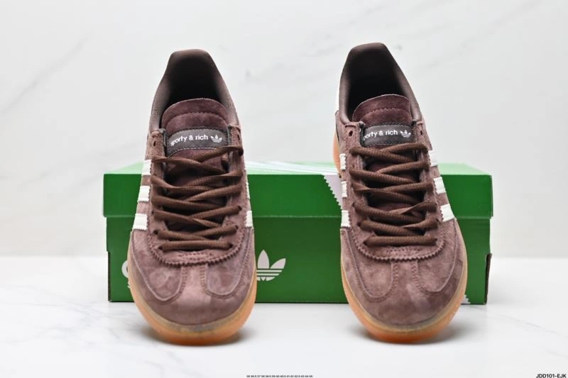 Accurate model Adidas Handball Shoes