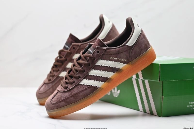 Accurate model Adidas Handball Shoes