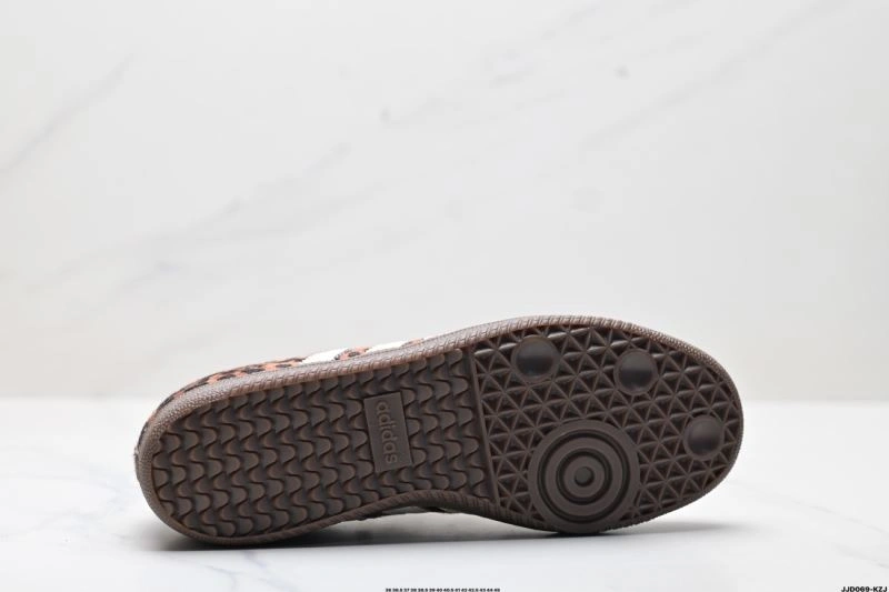 Perfect replica Adidas Handball Shoes
