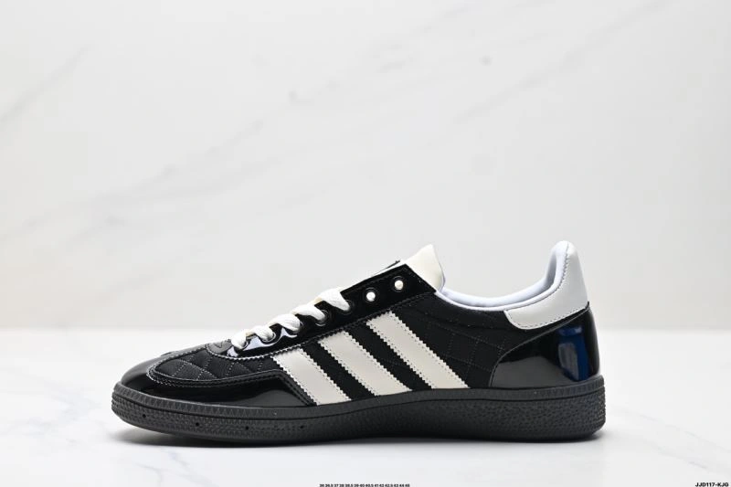 Low-cost Adidas Handball Shoes