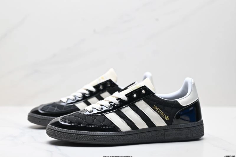 Low-cost Adidas Handball Shoes
