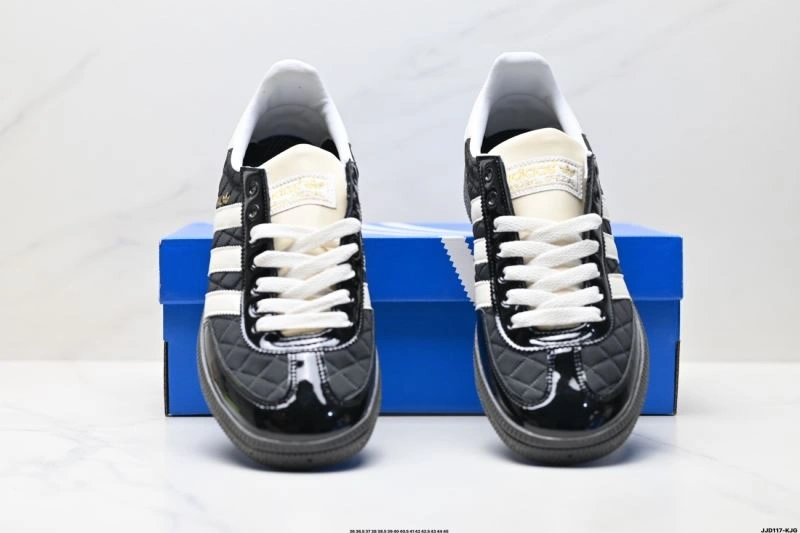 Low-cost Adidas Handball Shoes
